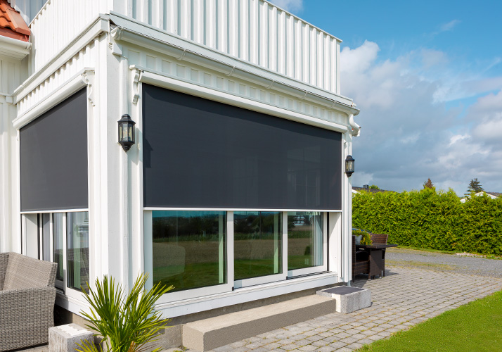 Utvendig Solskjerming | Skreddersydd | Fasadeprodukter